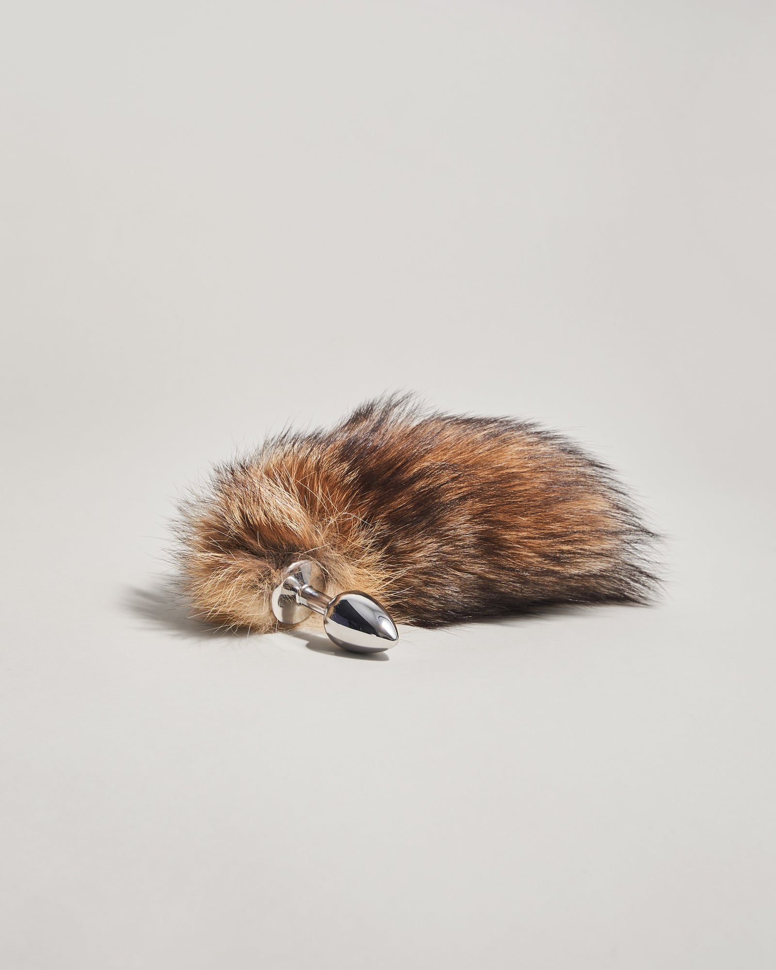 B FOX | plug anal acero con cola color cafe – meibi